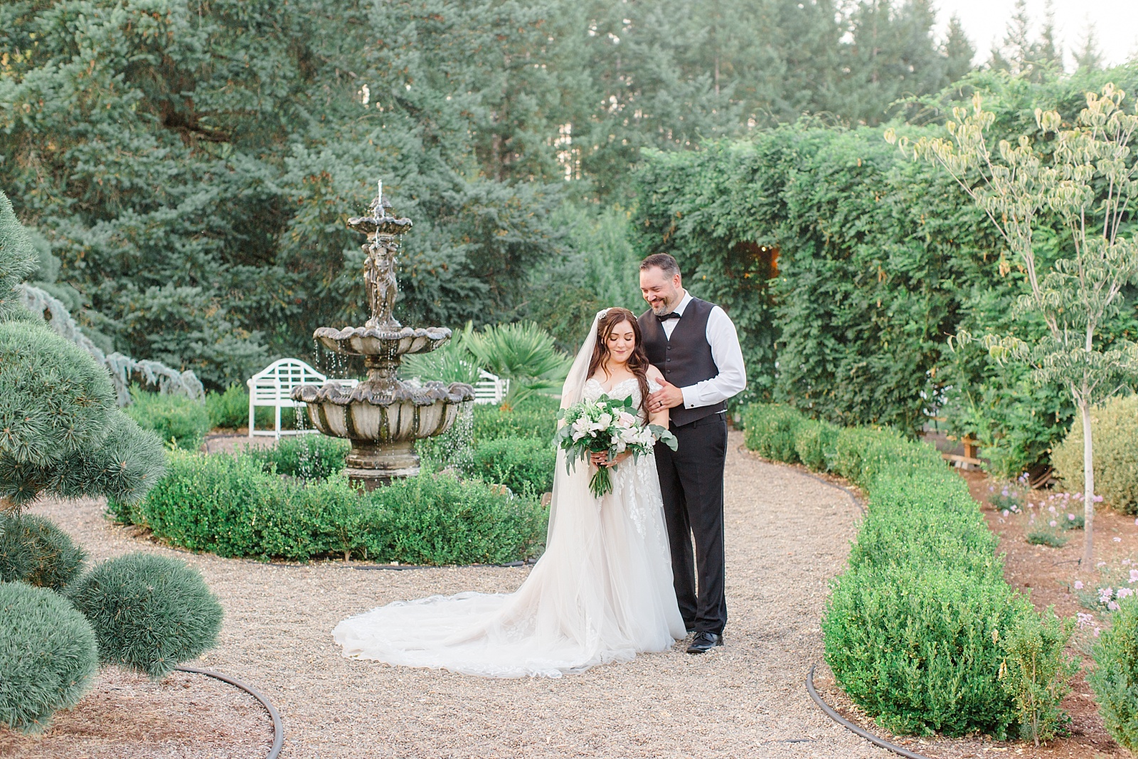 Mr & Mrs Eley // Wedding at Red Barn Villa - Rebekah Leona